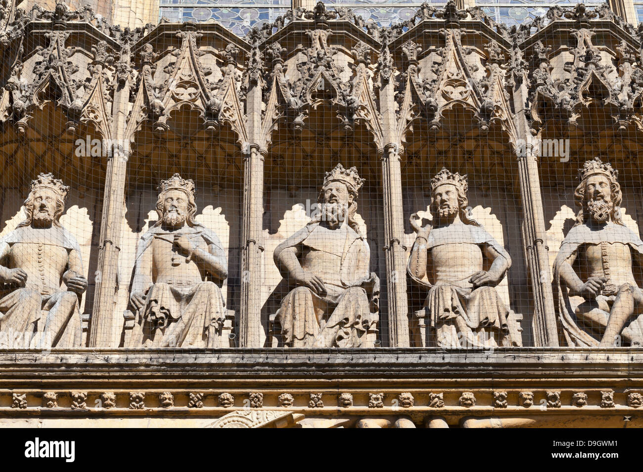 Romanesque frieze hi-res stock photography and images - Alamy