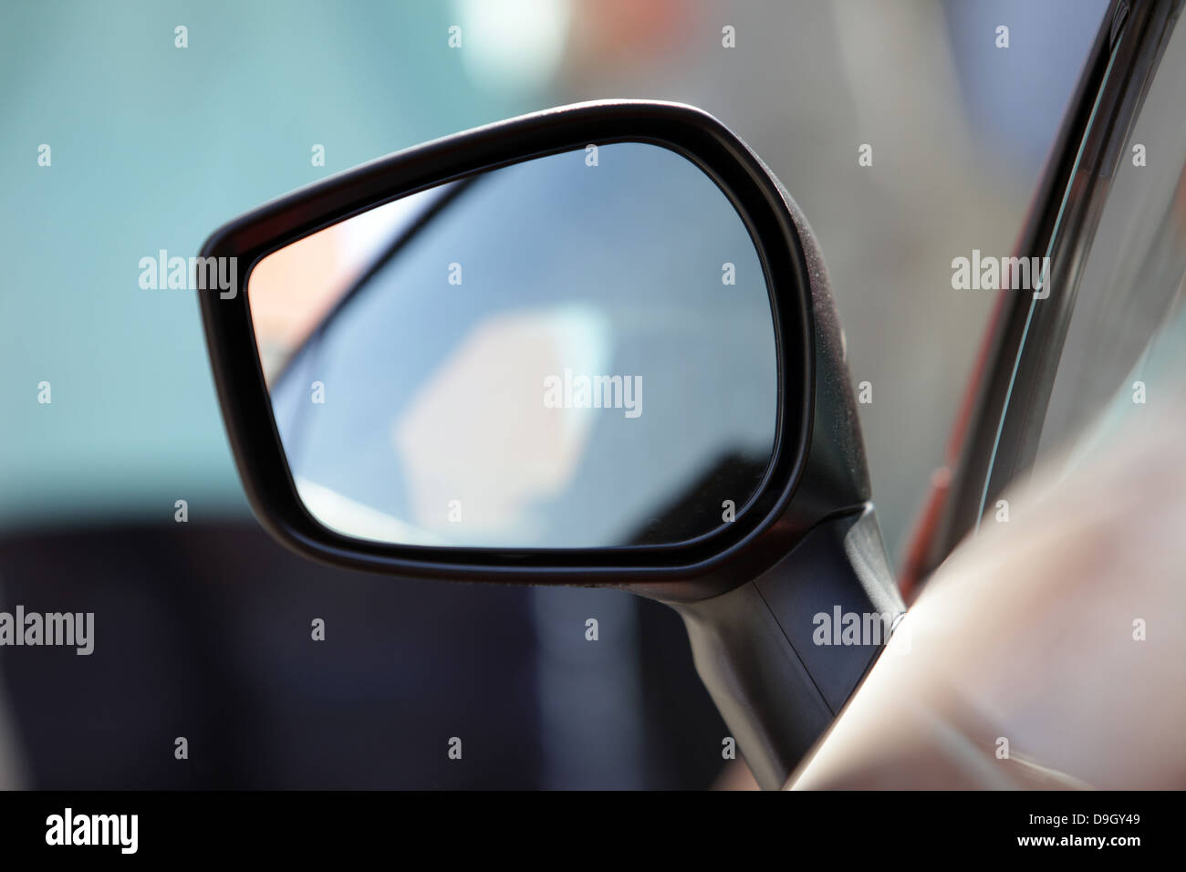 Side mirror of a modern sports car Stock Photo - Alamy