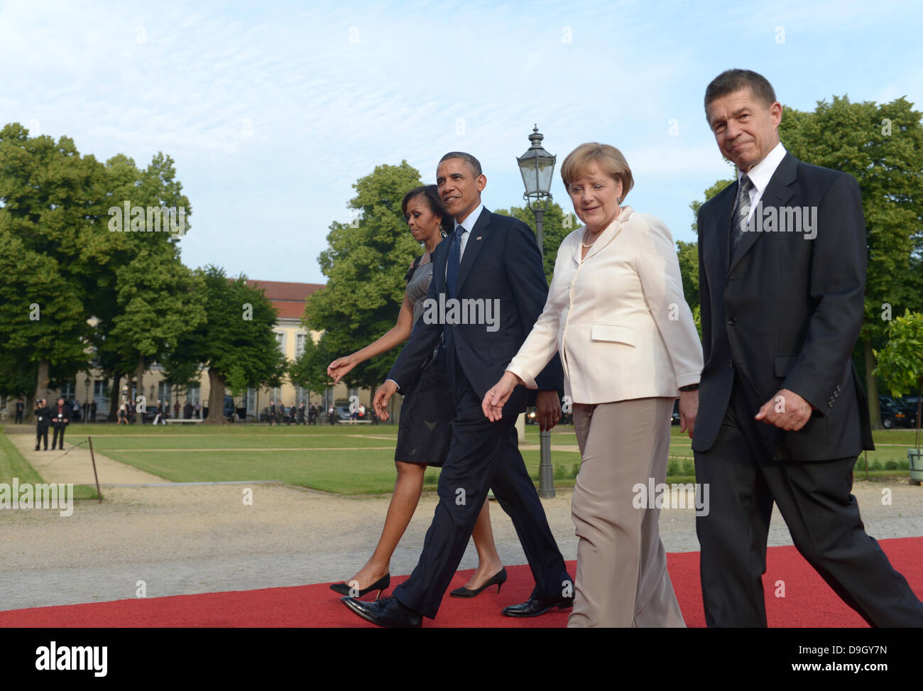 Berlin, Germany. 19th June, 2013. US President Barack Obama (2.l), his ...