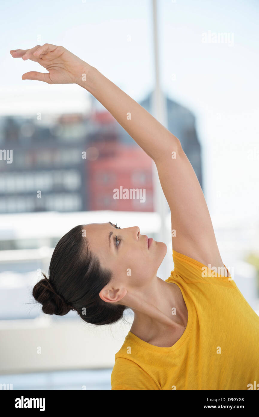 Close-up of a woman exercising in a gym Stock Photo - Alamy