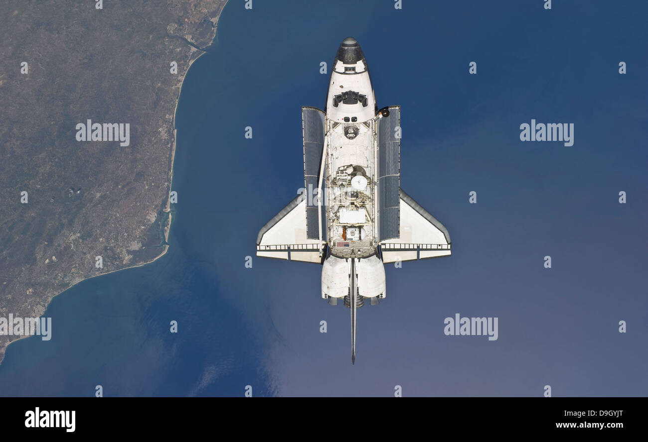 Space shuttle cargo bay hi-res stock photography and images - Alamy