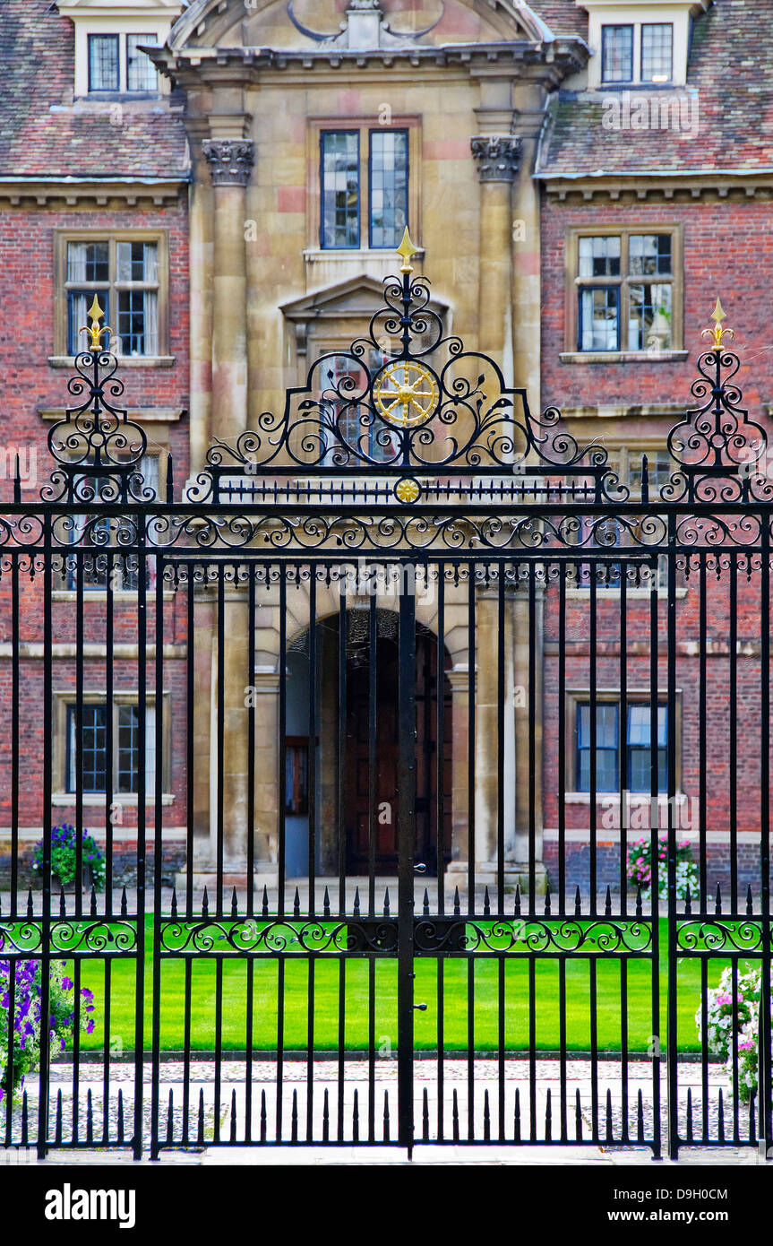 Grand building in Cambridge Stock Photo - Alamy