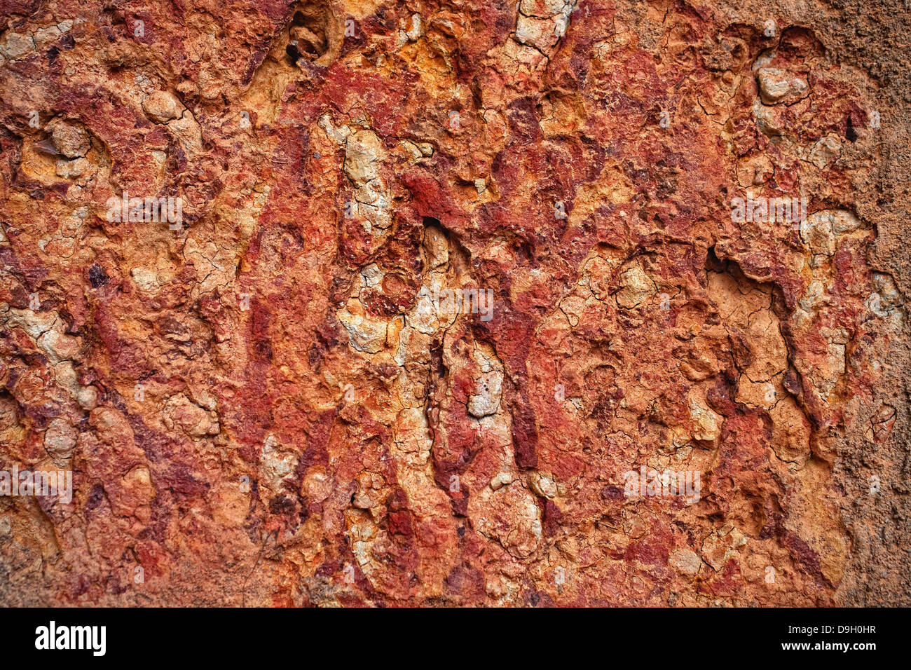 Texture of cracked red clay walls closeup Stock Photo - Alamy