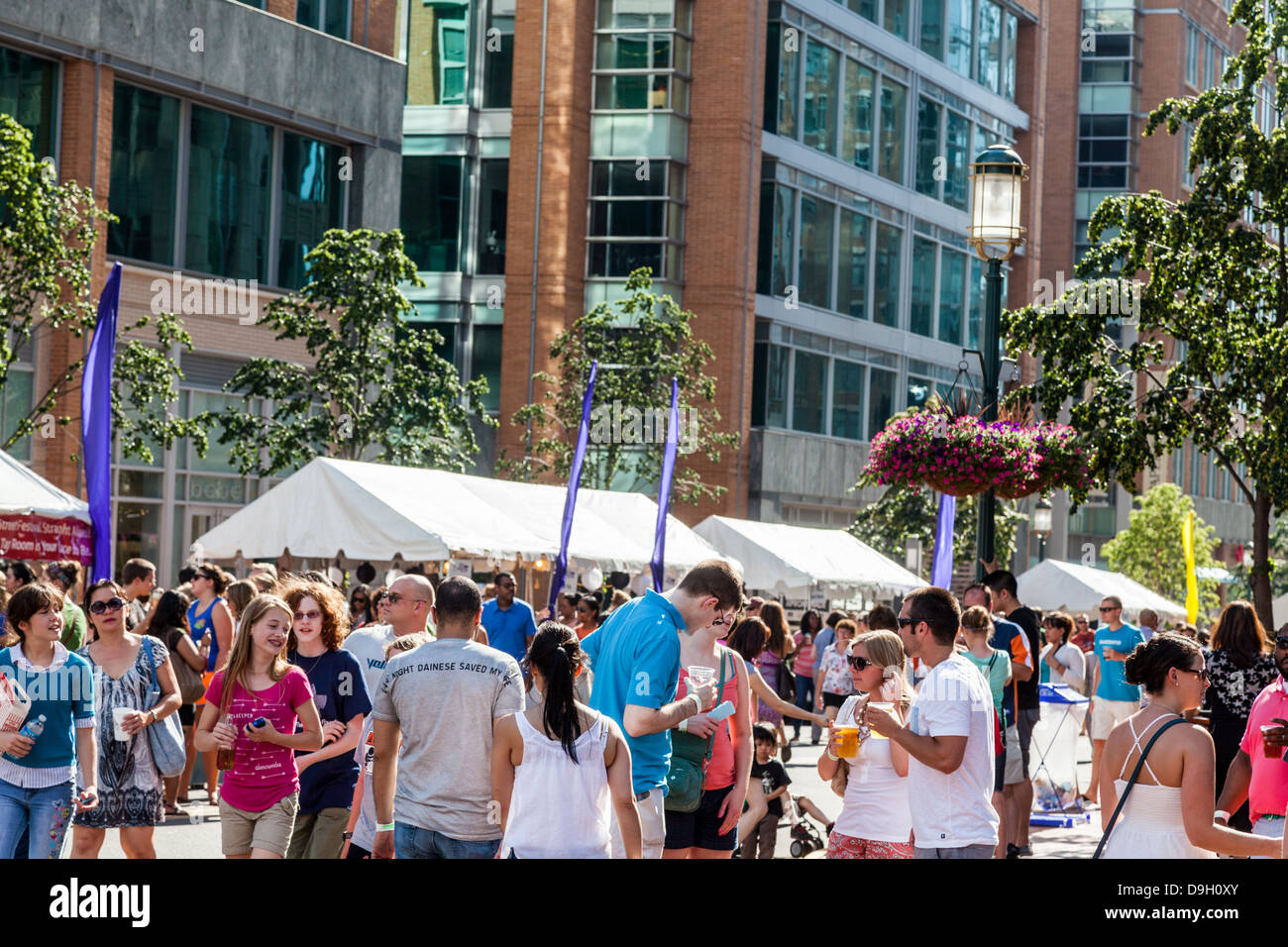 "A Taste of Reston" food festival, Town Center, Reston, Virginia Stock ...