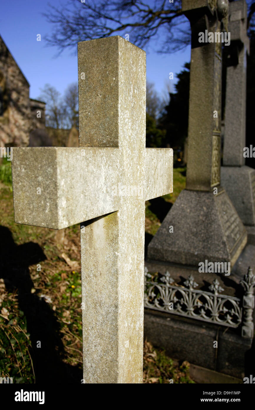 Simple grave hi-res stock photography and images - Alamy
