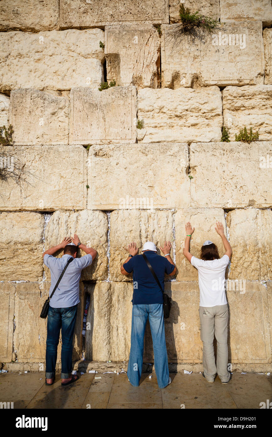 Western wall praying hi-res stock photography and images - Alamy