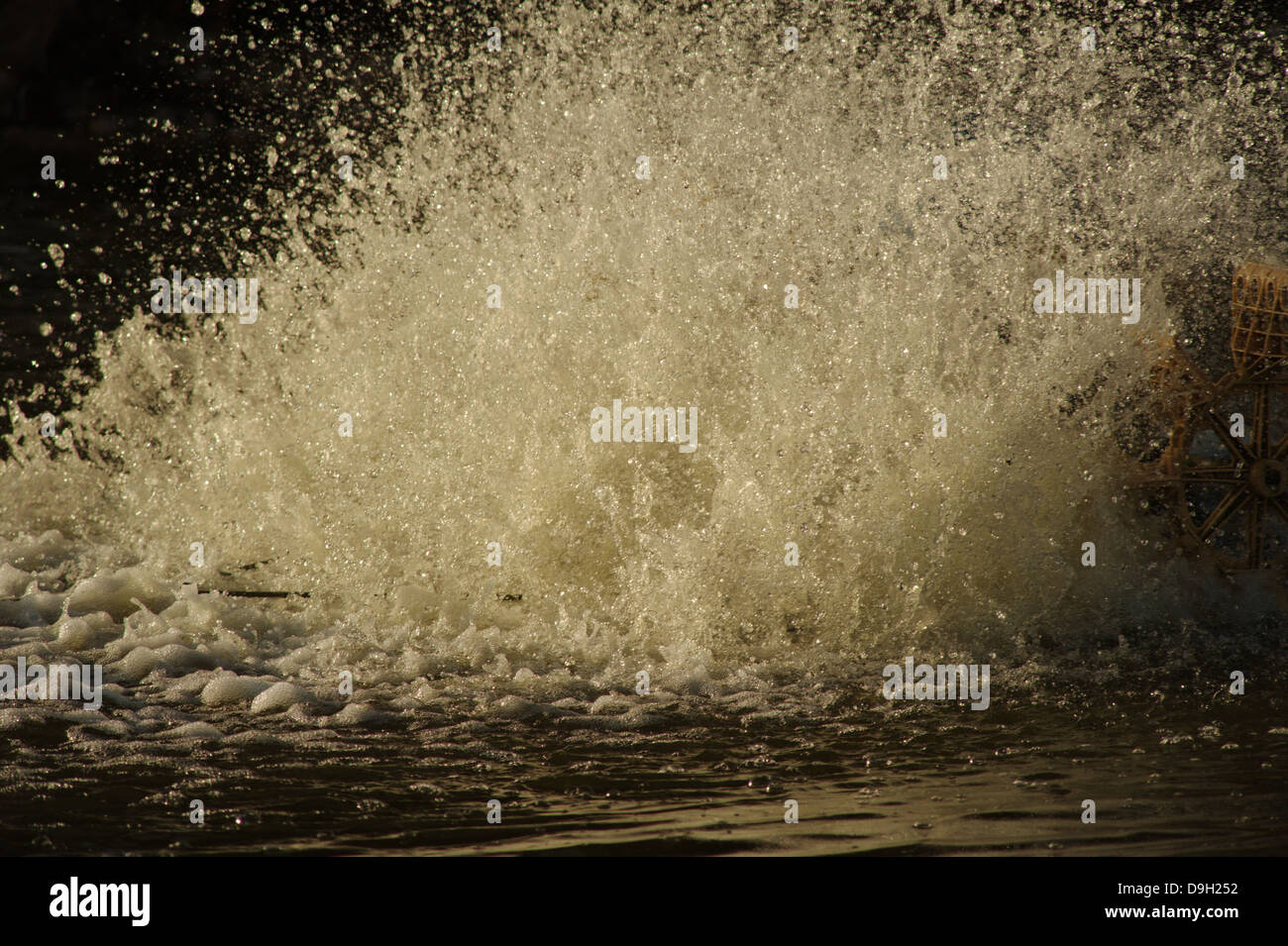 waterfall with splash Stock Photo - Alamy