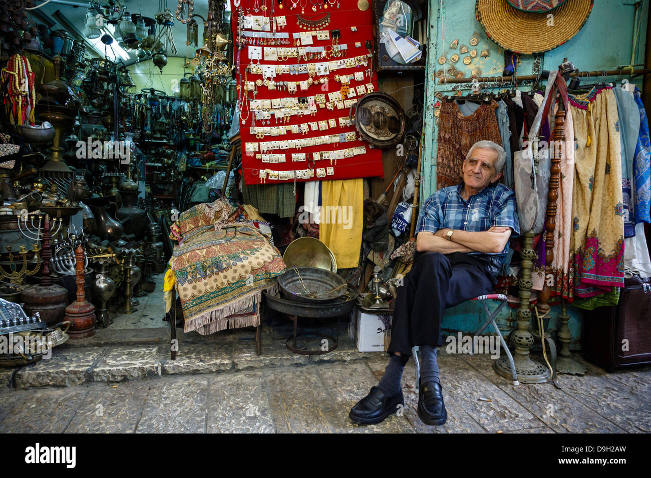 Arab souk, covered market, at the muslim quarter in old city, Jerusalem ...