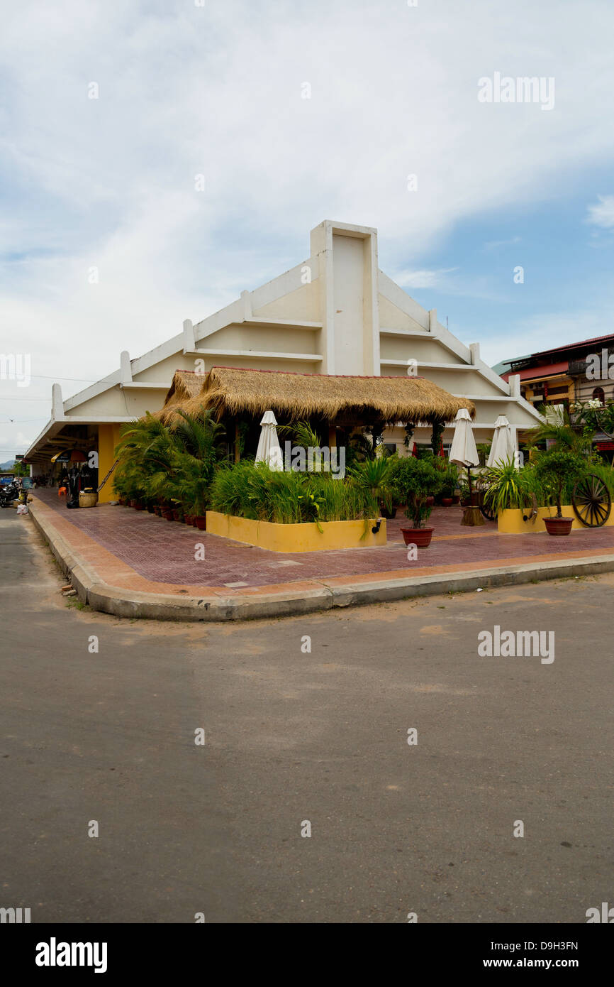 The old Market Building in Kampot, Cambodia Stock Photo - Alamy
