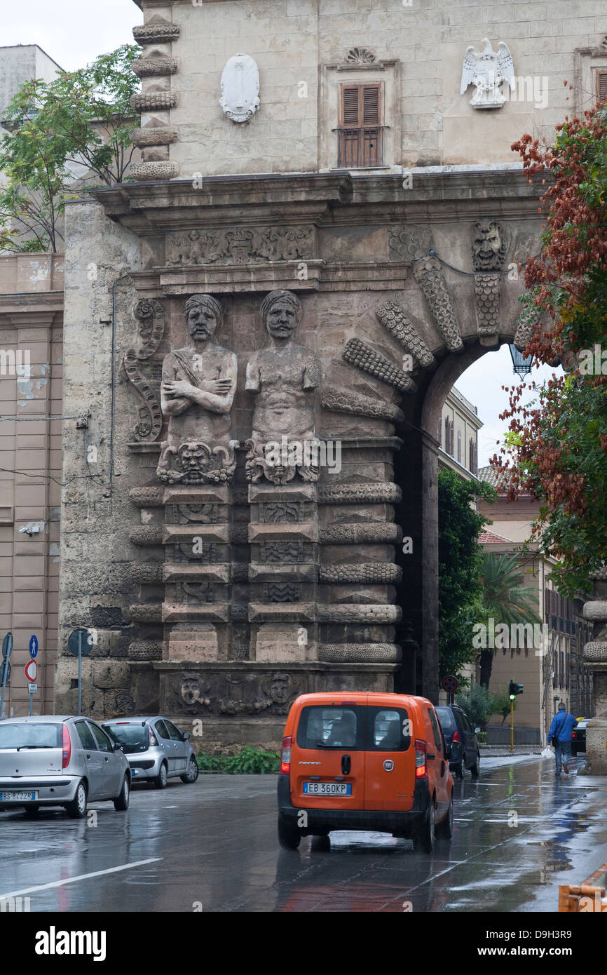 Porta Nuova City Gate, Palermo, Sicily, Italy Stock Photo - Alamy