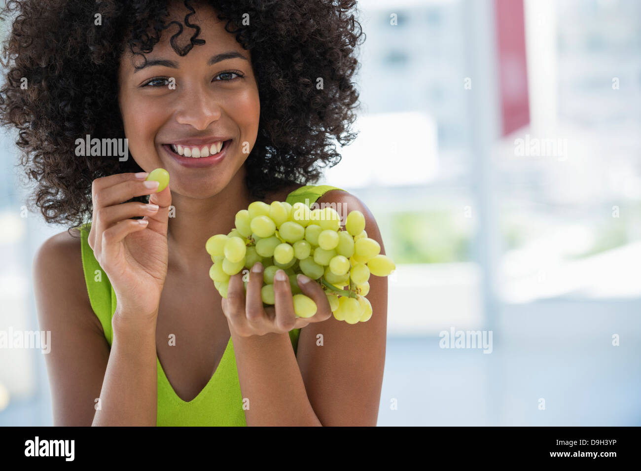 Young woman grapes healthy hi-res stock photography and images - Alamy