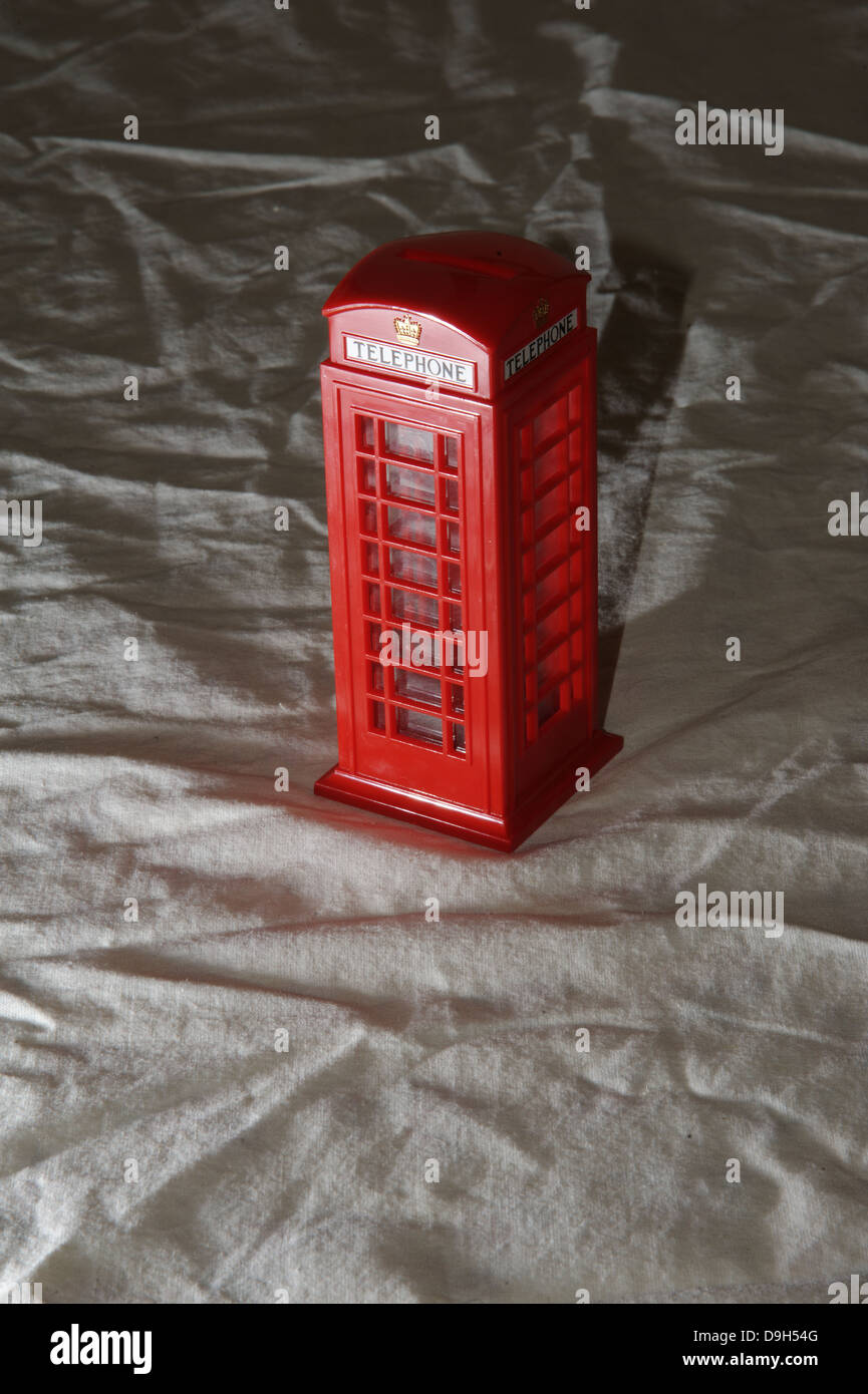 traditional red telephone box Stock Photo - Alamy