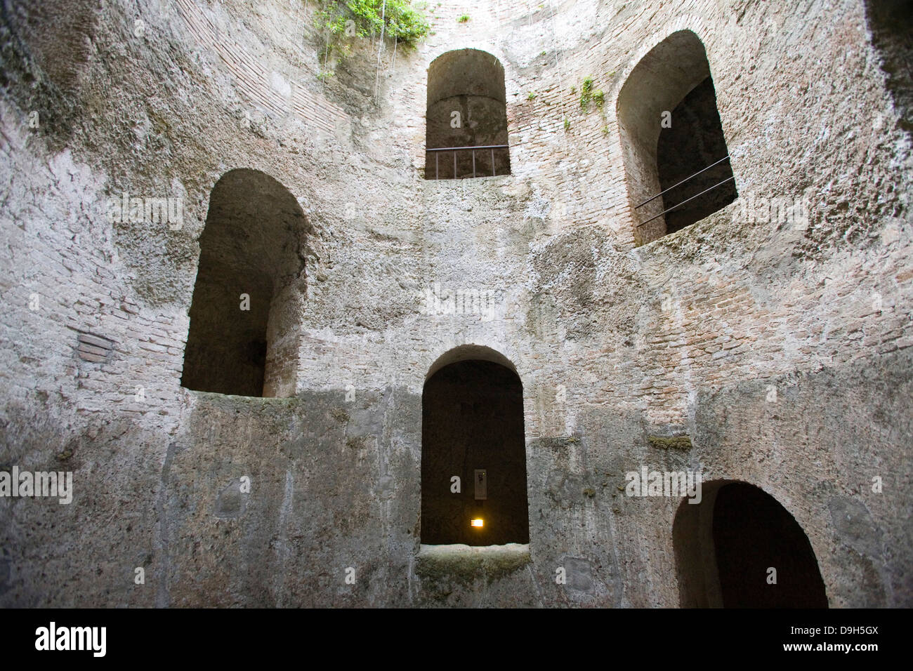 europe, italy, umbria, orvieto, st patrick well Stock Photo - Alamy