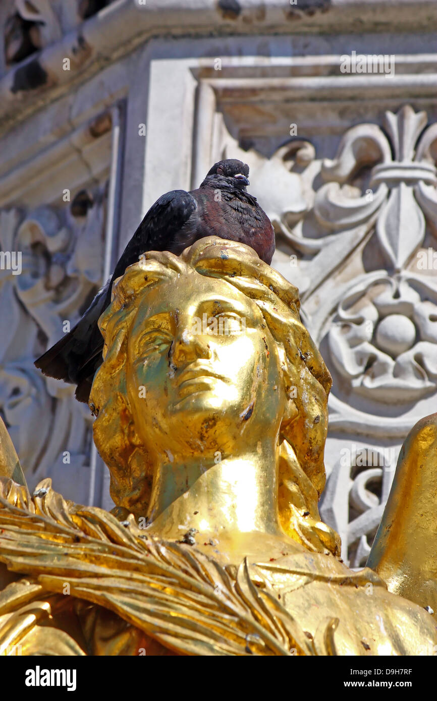 Angel head hi-res stock photography and images - Alamy