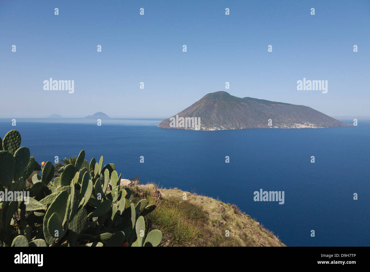 Alicudi aeolian hi-res stock photography and images - Alamy