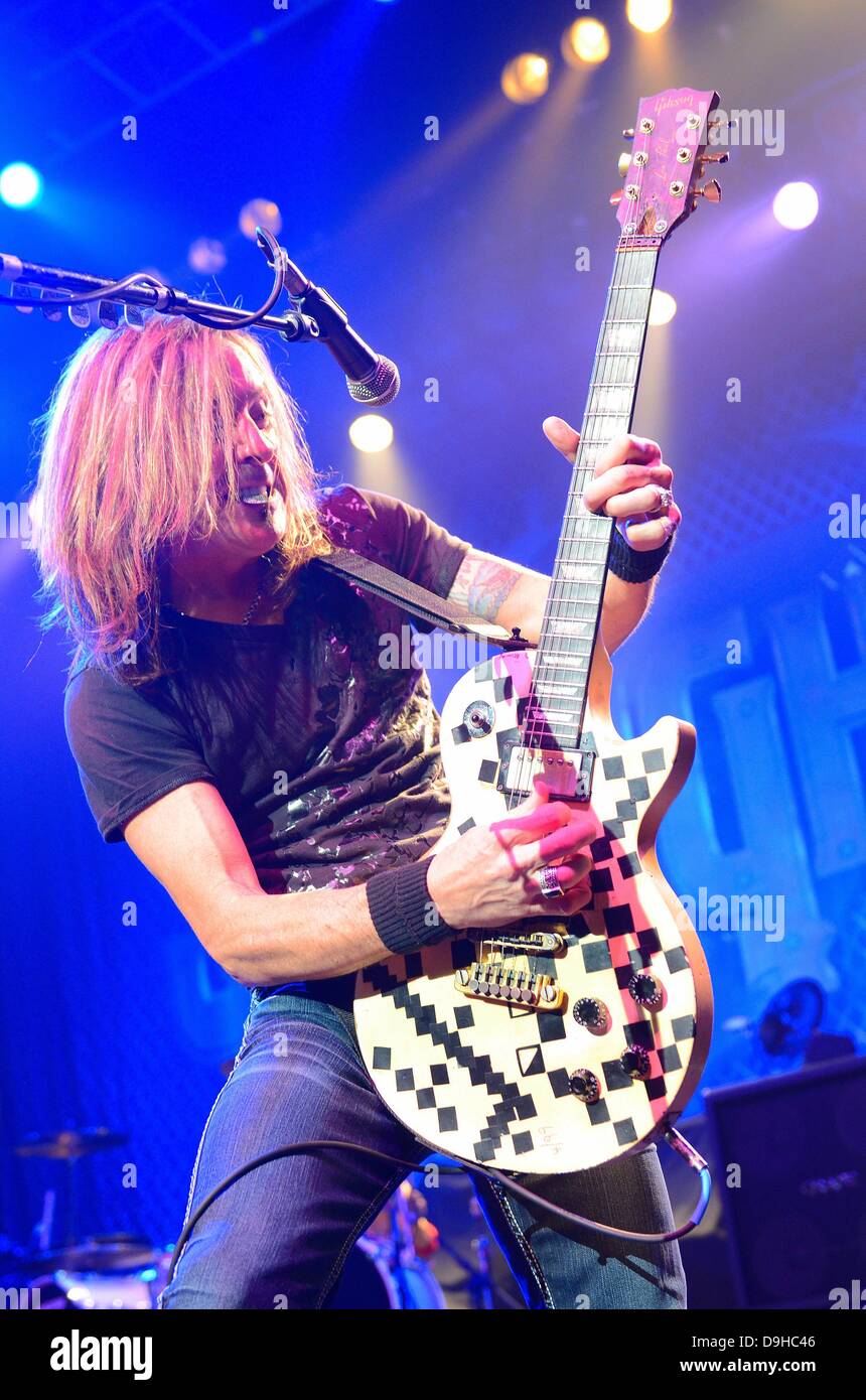 Jeff blando hi-res stock photography and images - Alamy