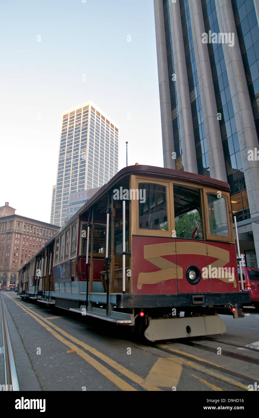 Cable car station at the Embarcadero in downtown San Francisco Stock ...