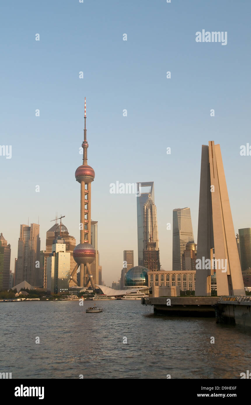 Apartment building in shanghai china hi-res stock photography and ...