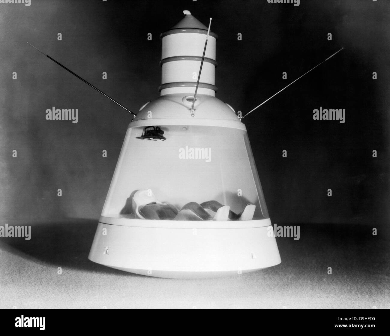 Mercury capsule hi-res stock photography and images - Alamy