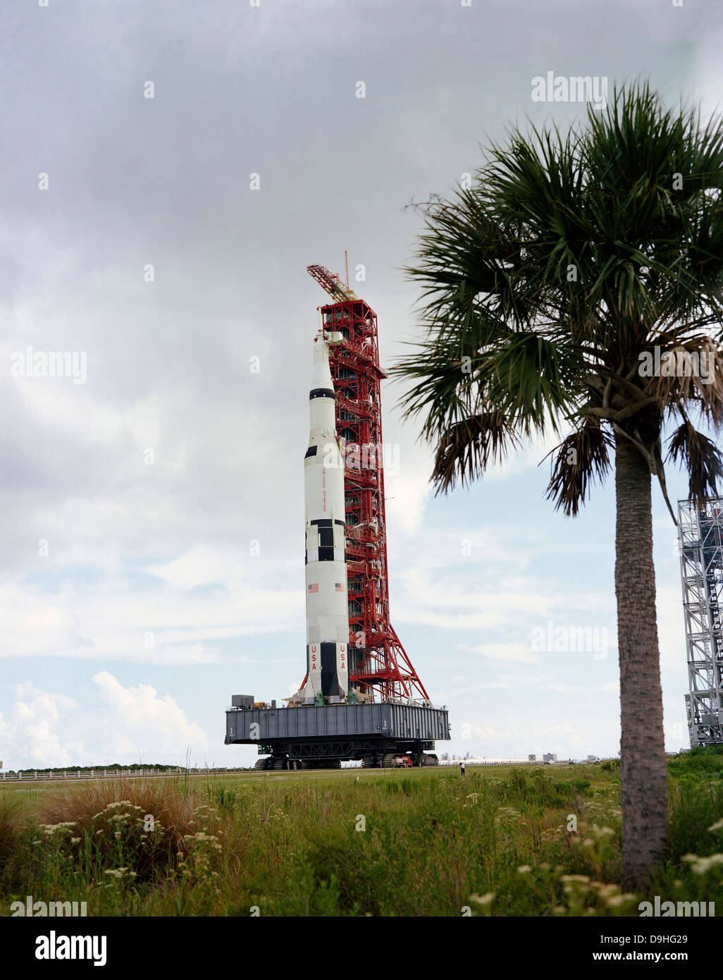 Apollo 4 launch hi-res stock photography and images - Alamy