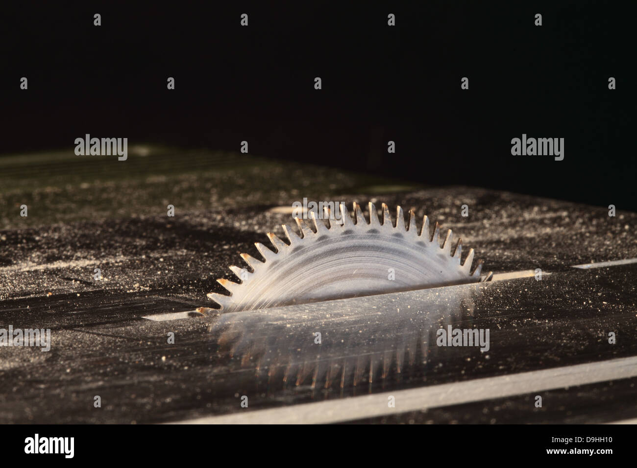 detail of a wood circular saw Stock Photo - Alamy