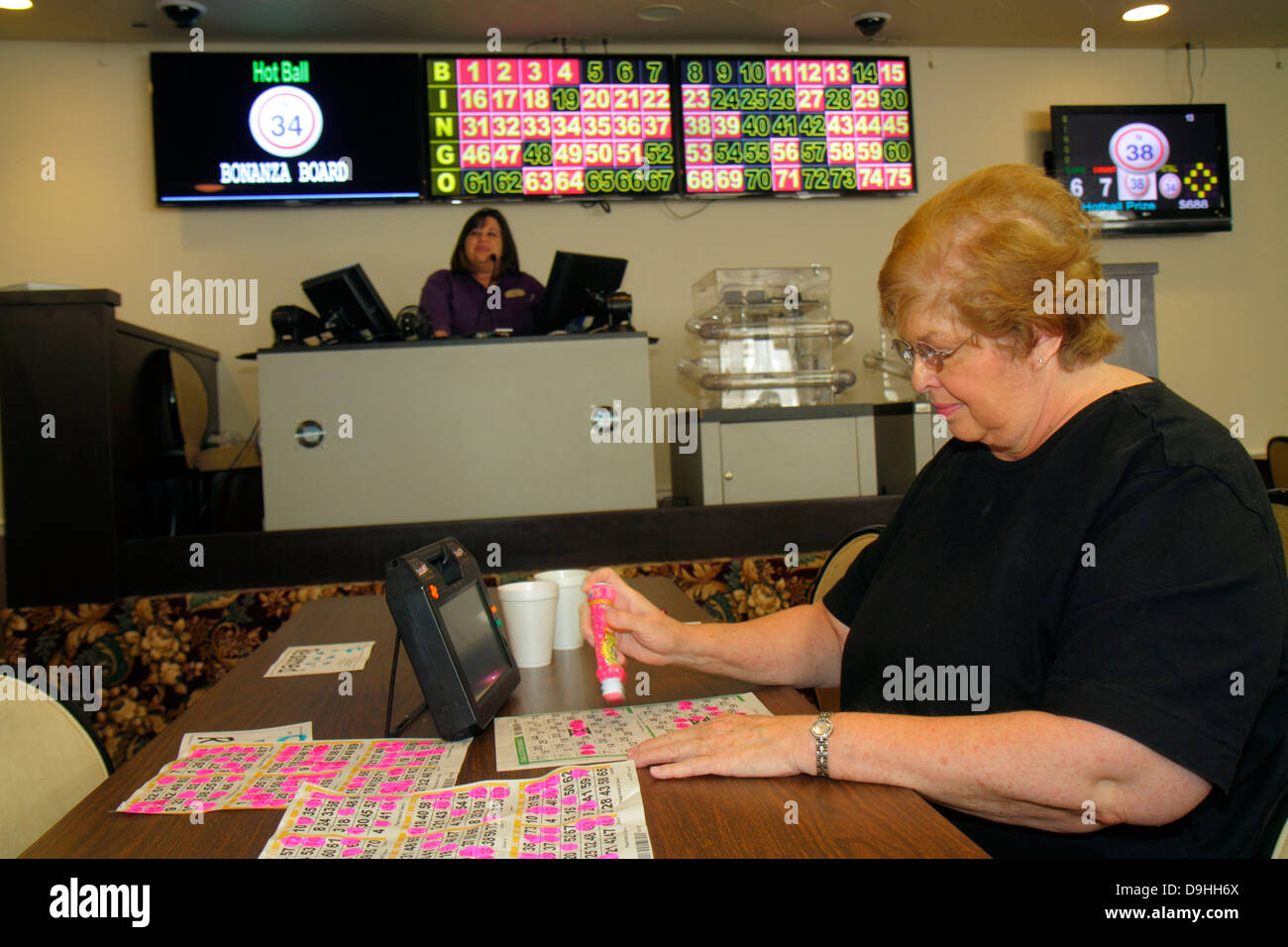 Woman Bingo High Resolution Stock Photography and Images - Alamy
