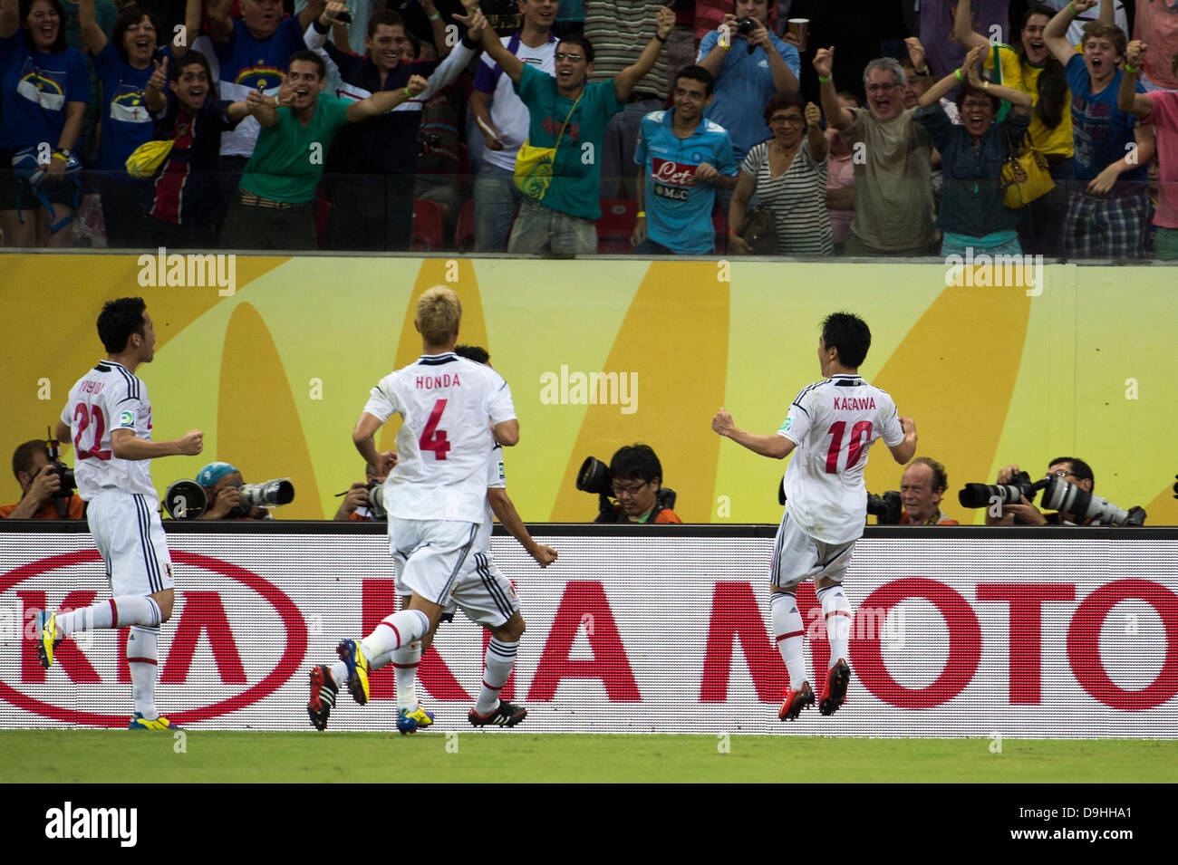 (R-L) Shinji Kagawa, Keisuke Honda, Maya Yoshida (JPN), JUNE 19, 2013 ...