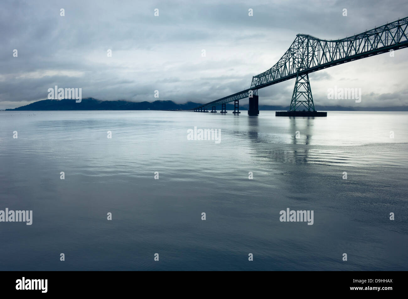 US Highway 101 crosses the Columbia River between Oregon and Washington ...