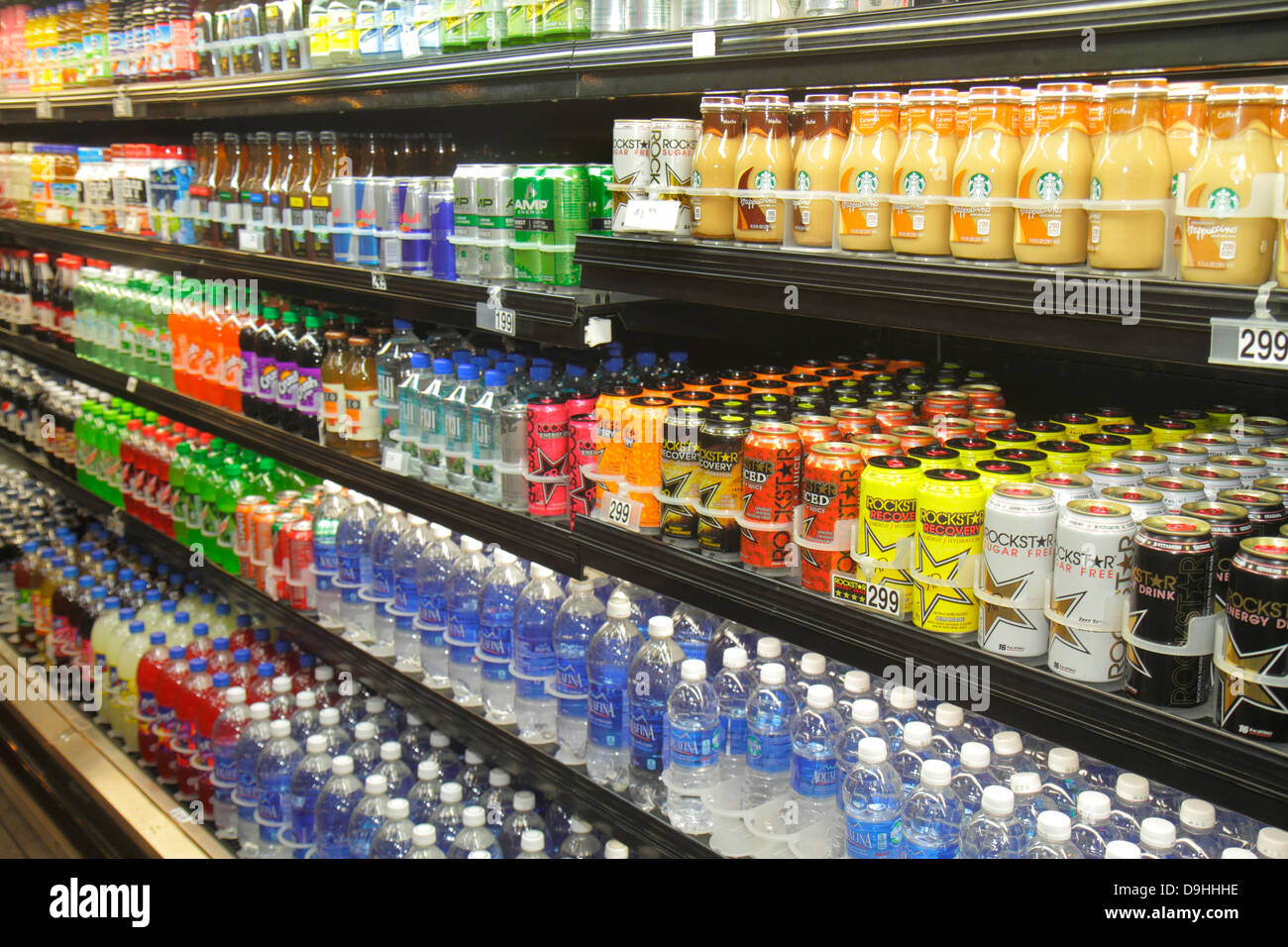 Energy drinks store hi-res stock photography and images - Alamy