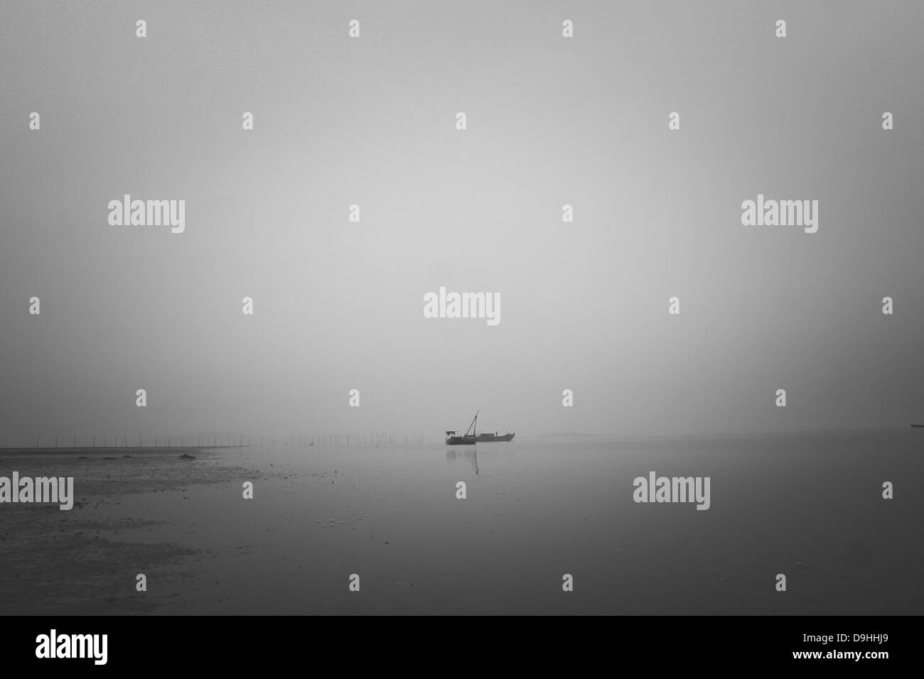 Southeast asia cruise ship hi-res stock photography and images - Alamy