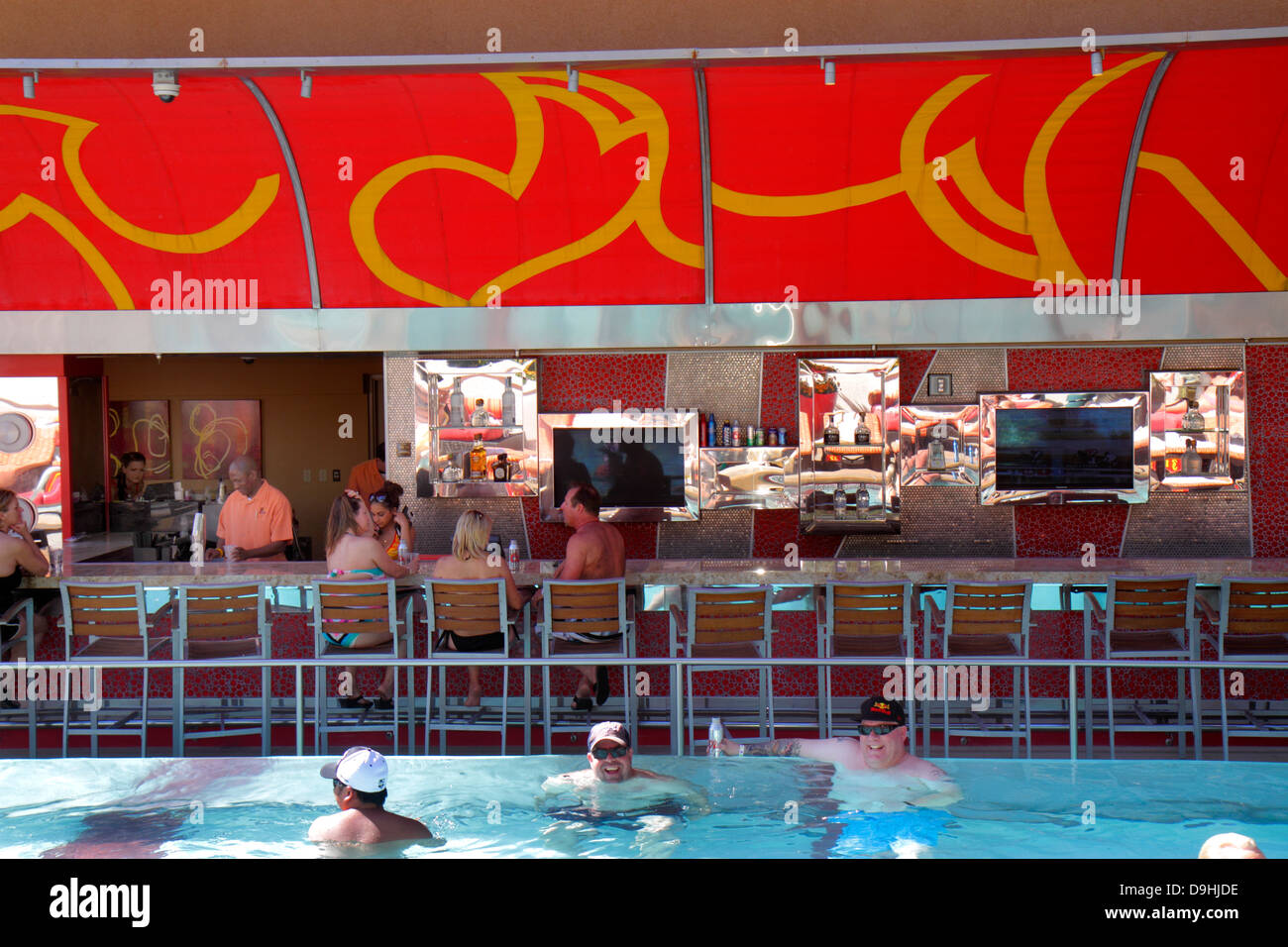 Golden nugget pool hi-res stock photography and images - Alamy