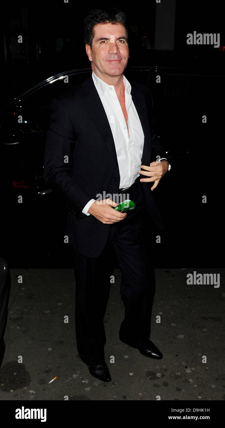 Simon Cowell arriving at C restaurant London, England - 19.03.11 Stock ...