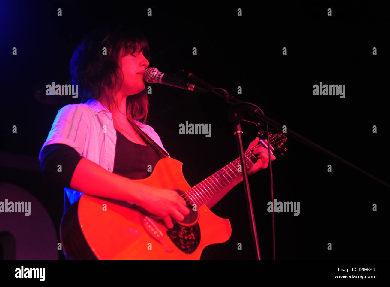 Emma Gillespie aka Emma's Imagination performs at Glee Club. Birmingham ...