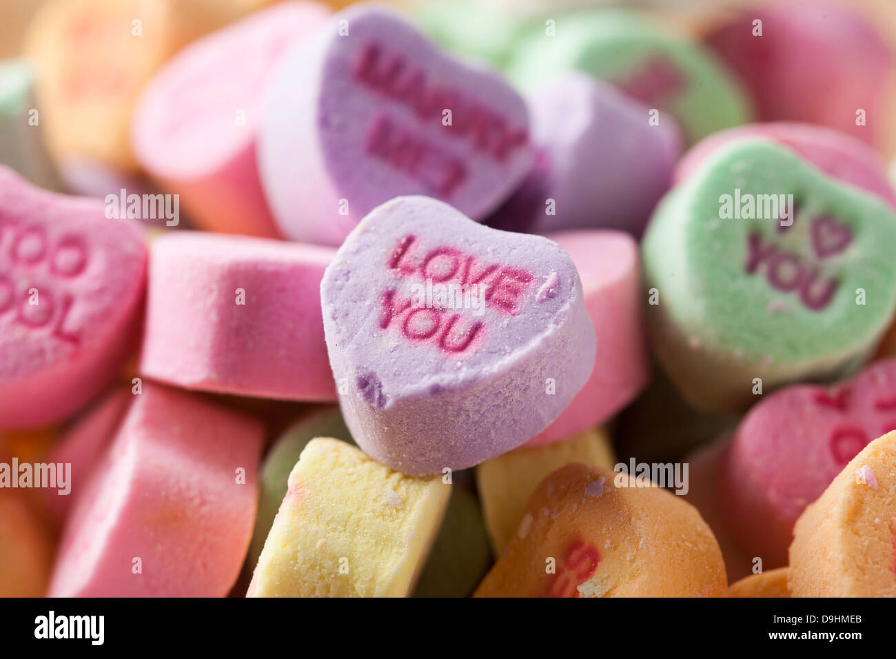 Valentine conversation hearts candy hi-res stock photography and images ...