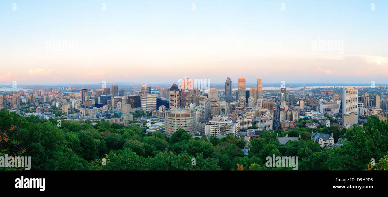 Montreal skyline hi-res stock photography and images - Alamy