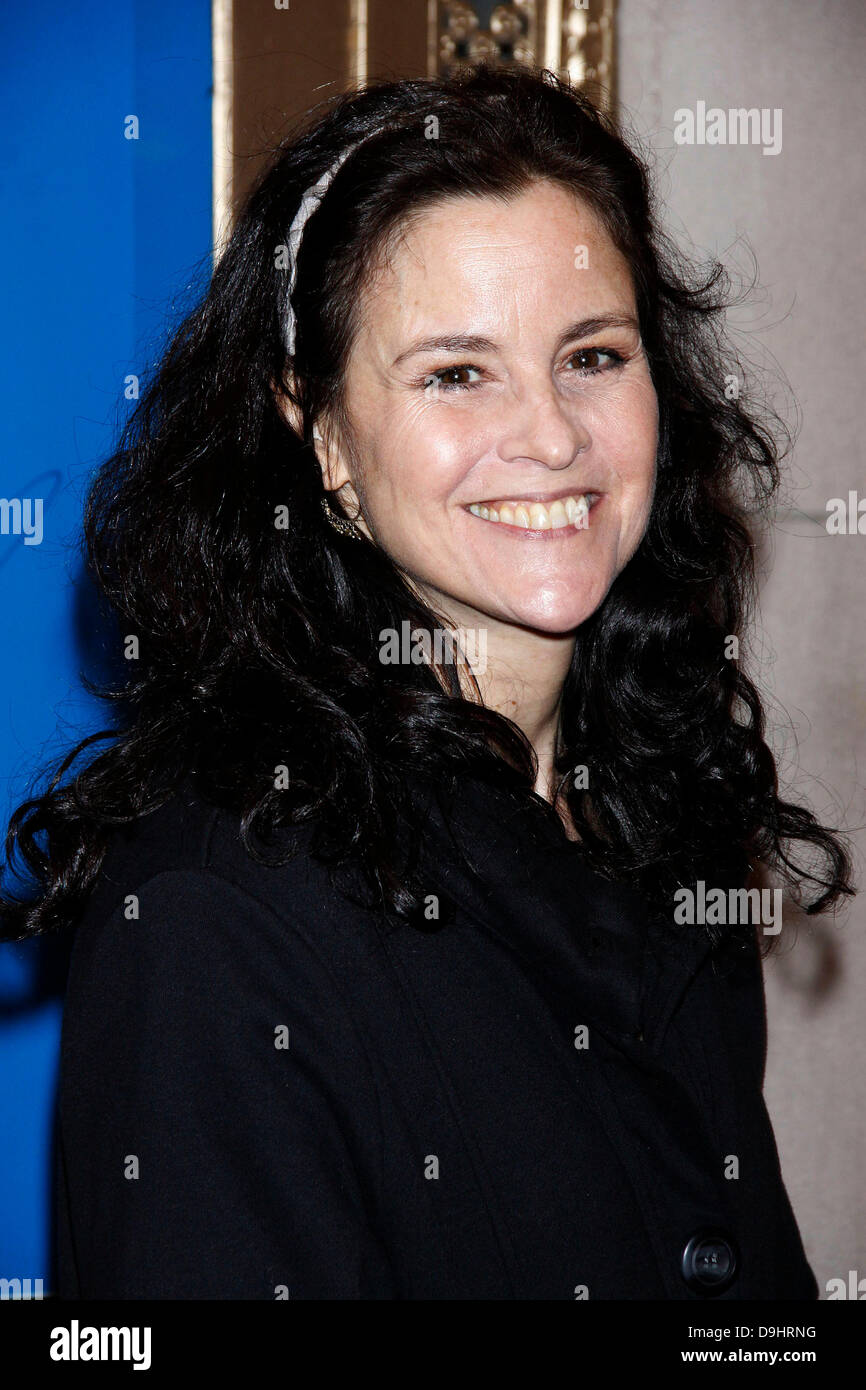 Ally sheedy hi-res stock photography and images - Alamy
