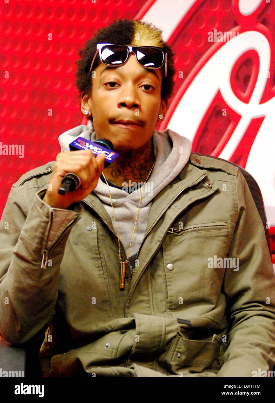 Rapper Wiz Khalifa promoting his latest release 'Rolling Papers' at ...