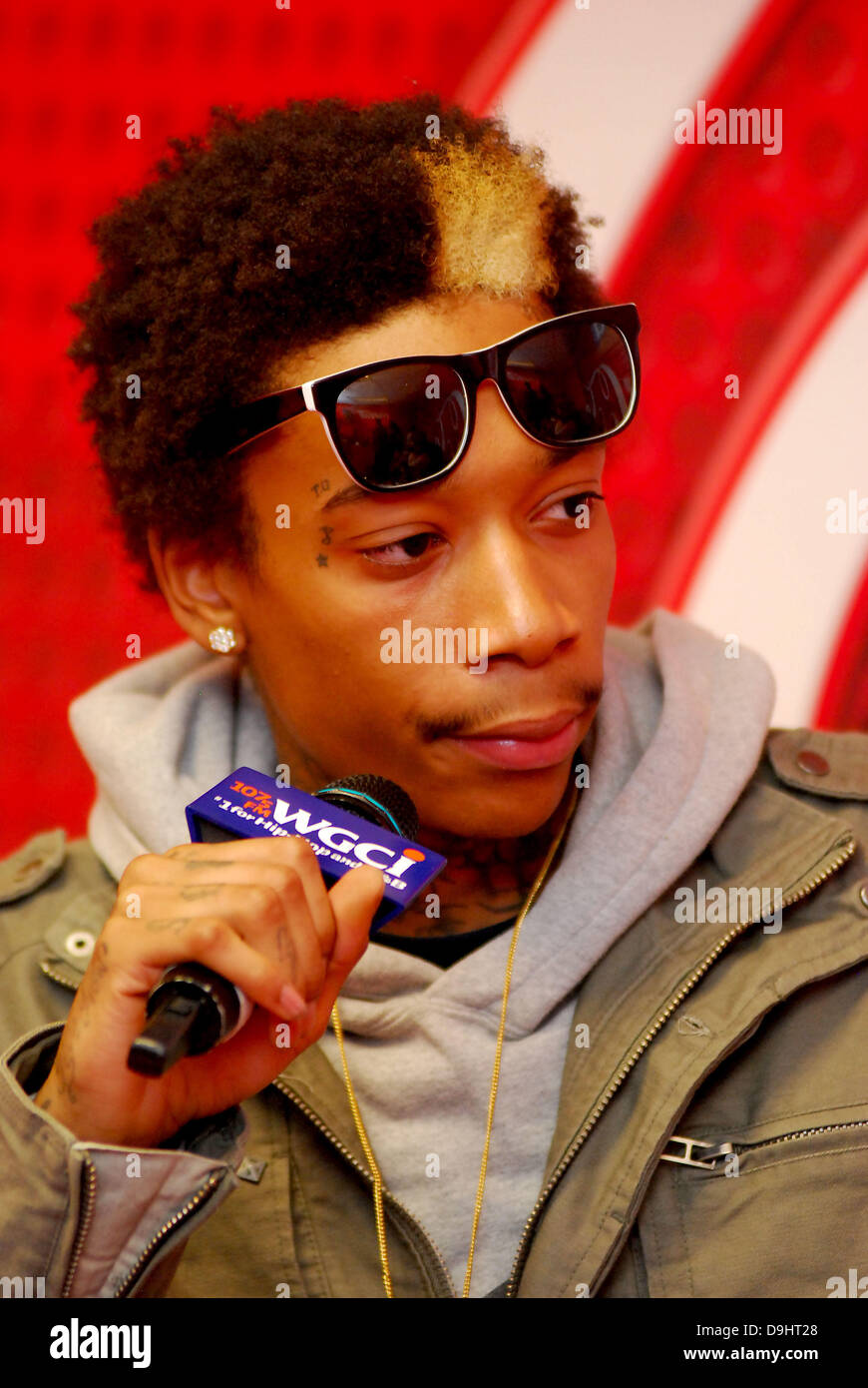 Rapper Wiz Khalifa promoting his latest release 'Rolling Papers' at ...