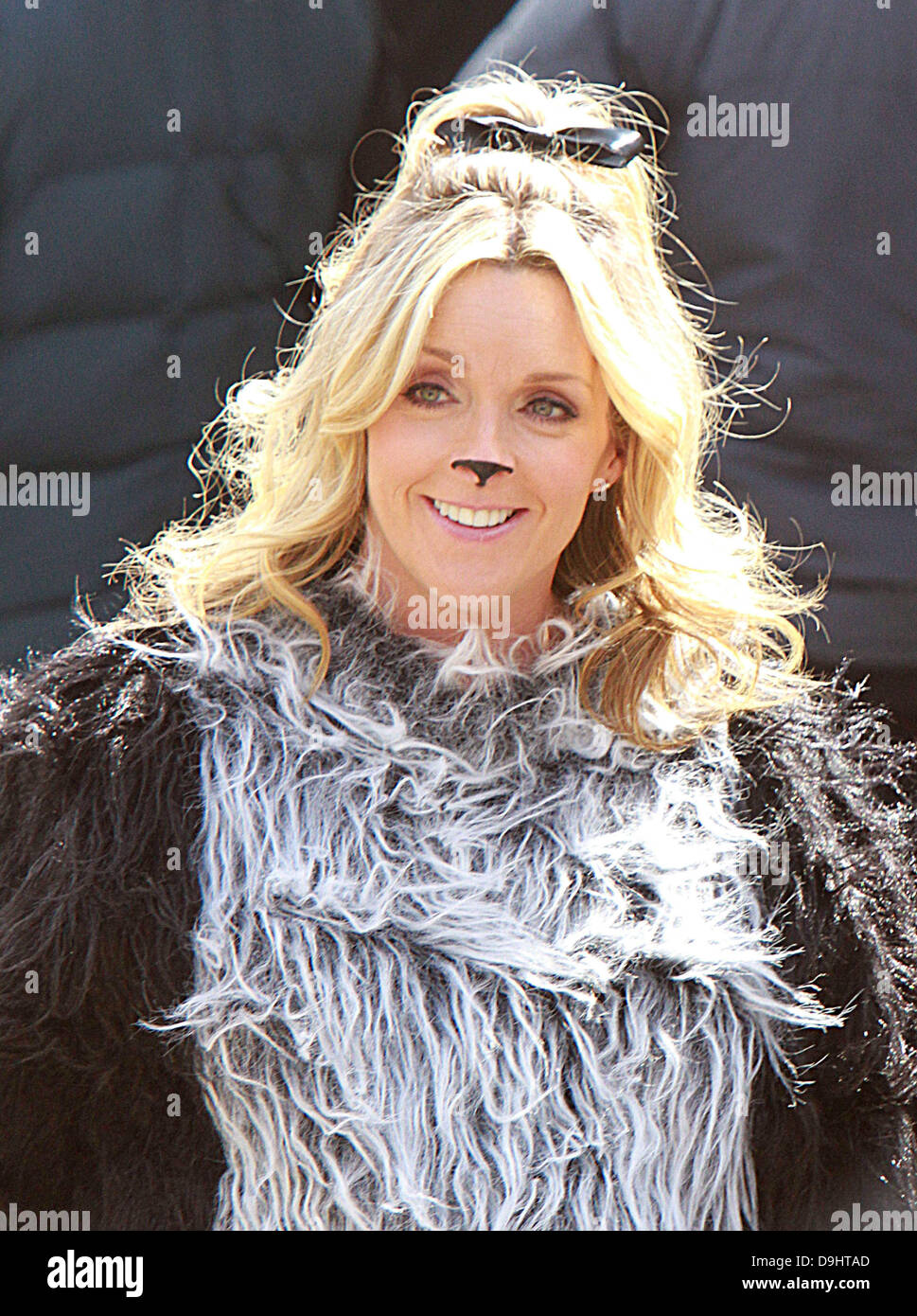 Jane Krakowski on location in Central Park filming for '30 Rock' New ...