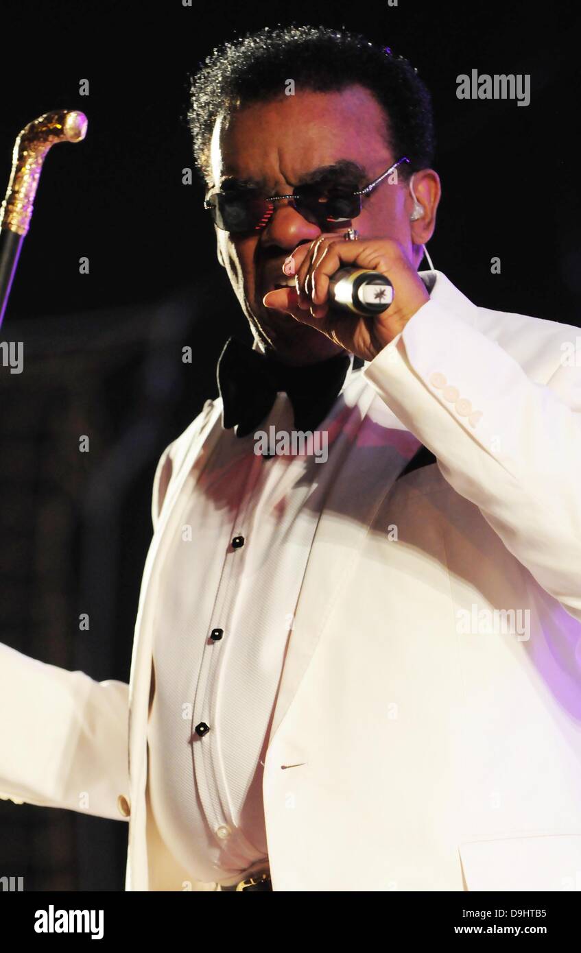 Ron Isley performs at the 6th Annual Jazz In The Gardens at the Sun ...