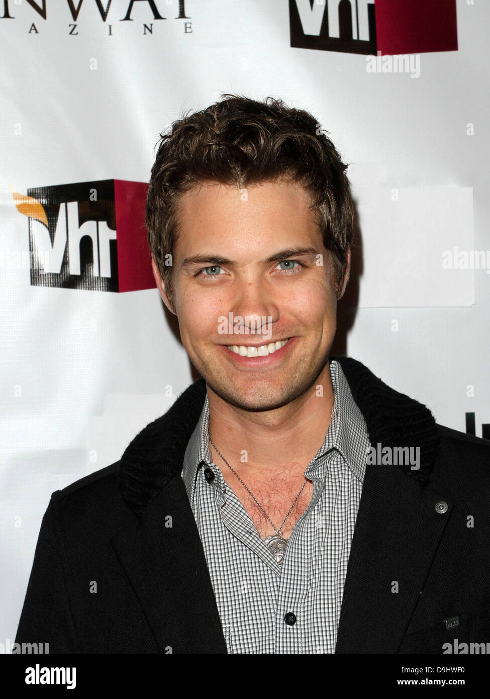 Drew Seely VH1 Joins Runway Magazine To Kick Off Spring With A Launch ...