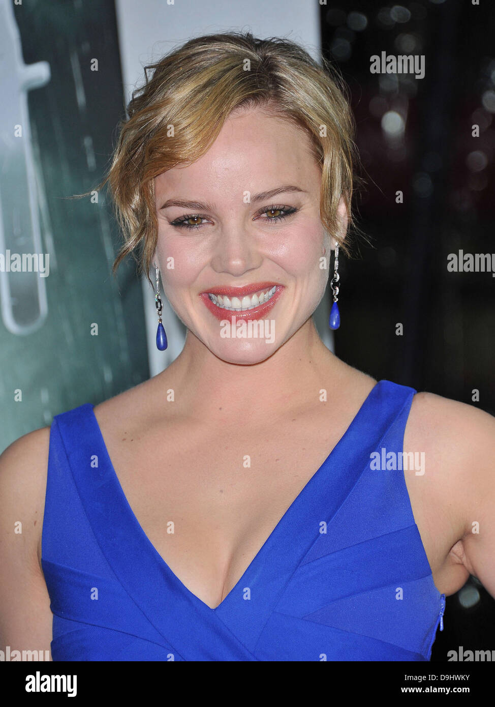 Abbie Cornish Warner Bros. Pictures Los Angeles Premiere of "Sucker ...