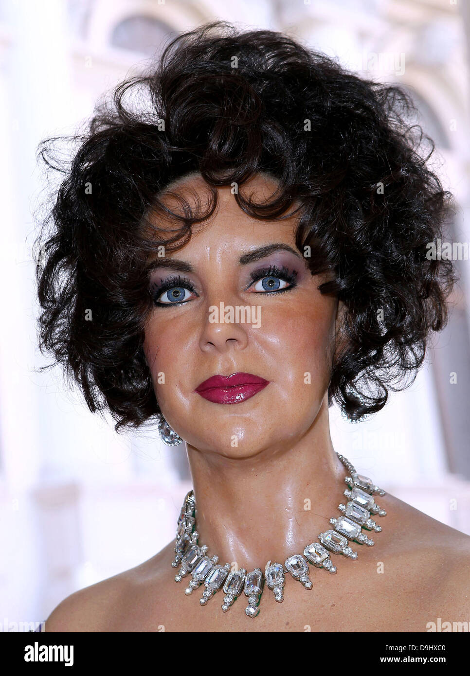 Elizabeth taylor madame tussauds High Resolution Stock Photography and ...