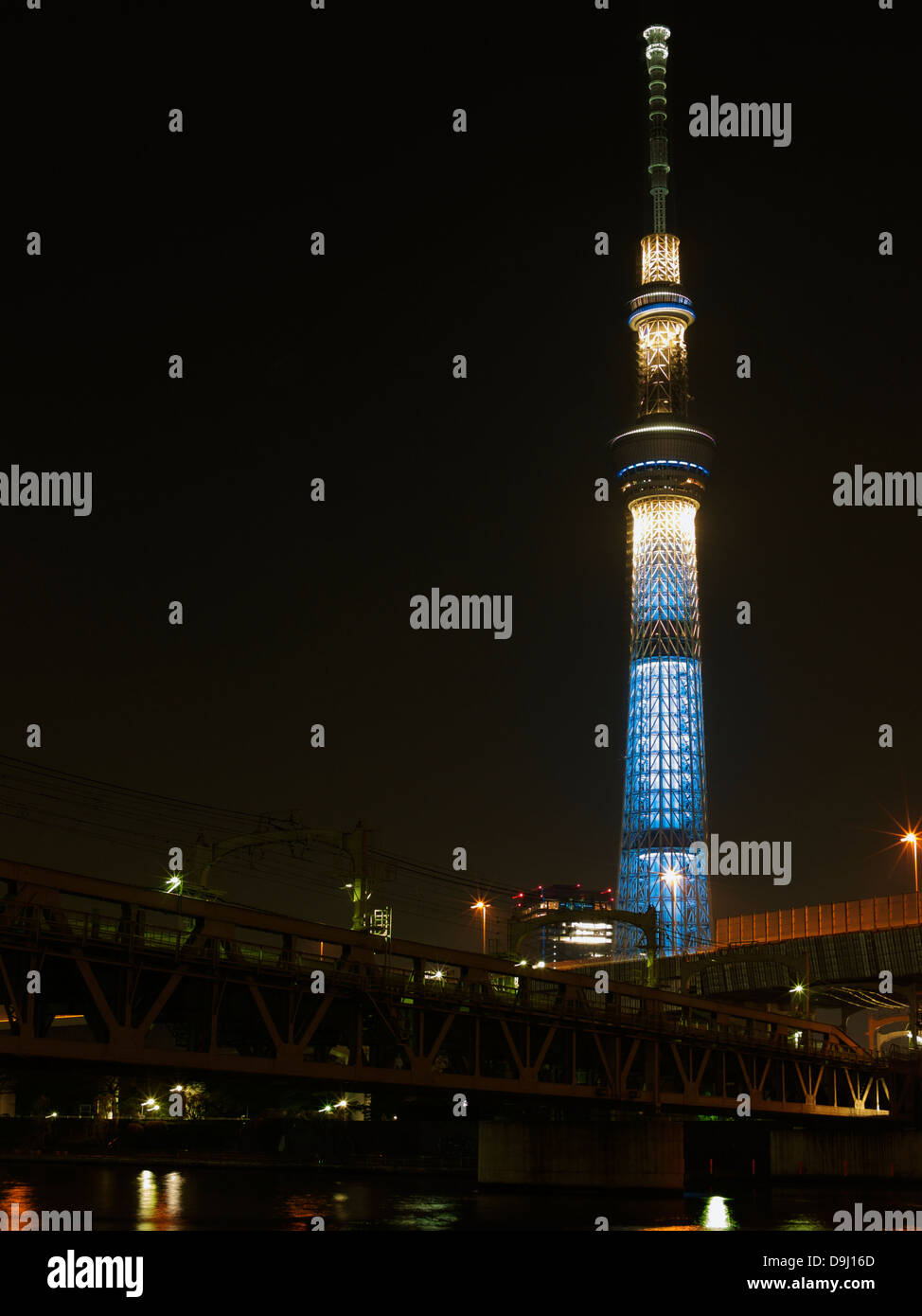 Japan train tokyo skytree hi-res stock photography and images - Alamy
