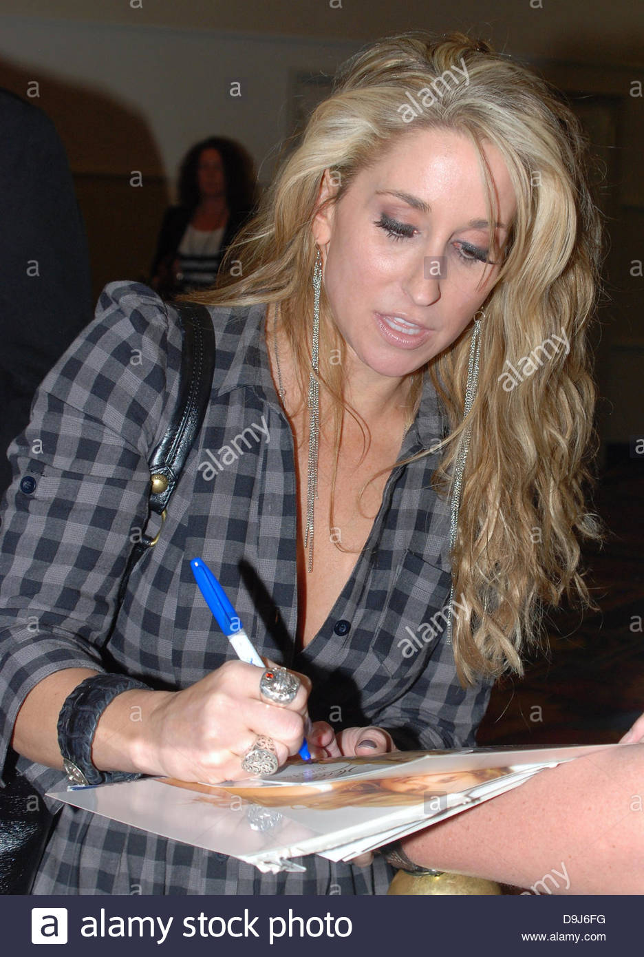 Heidi Newfield Stock Photos & Heidi Newfield Stock Images - Alamy