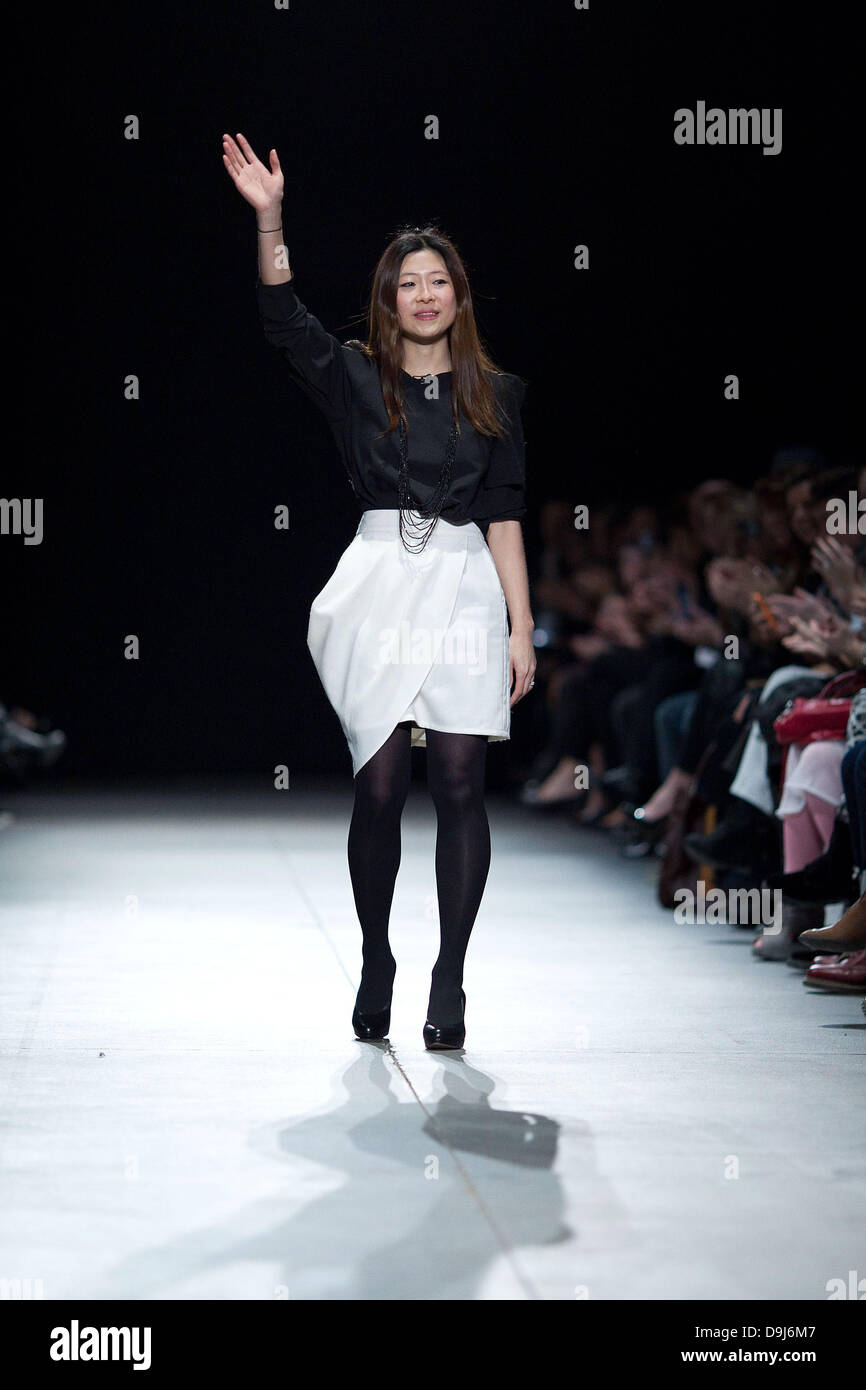 Angela chen hi-res stock photography and images - Alamy