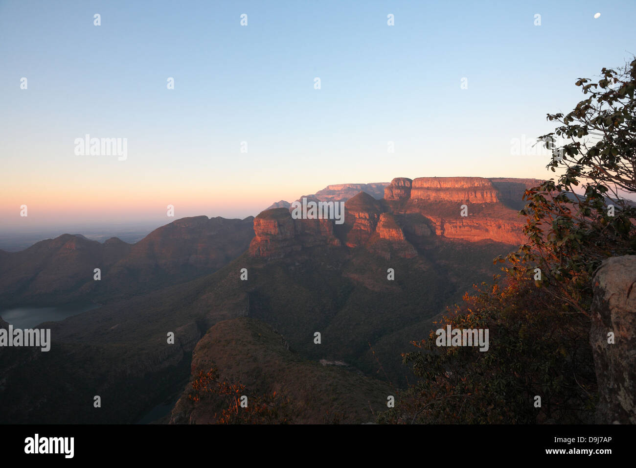 Three rondawels blyde river hi-res stock photography and images - Alamy