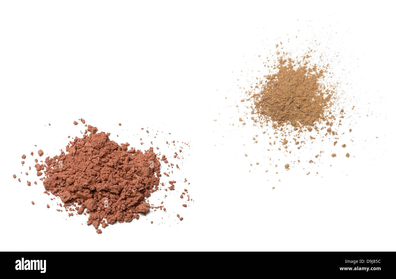 loose powder makeup scatter pile cut out onto a white background Stock ...