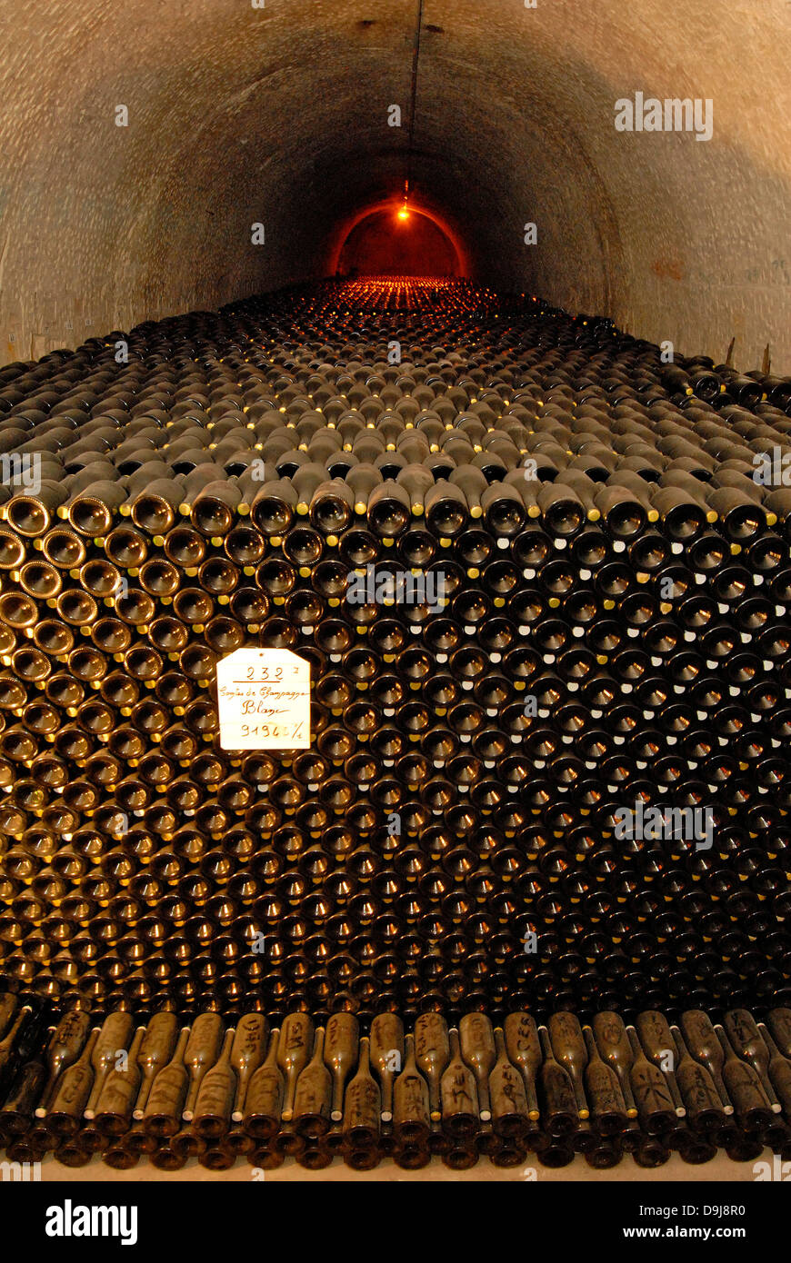 Tattinger champagne france hi-res stock photography and images - Alamy