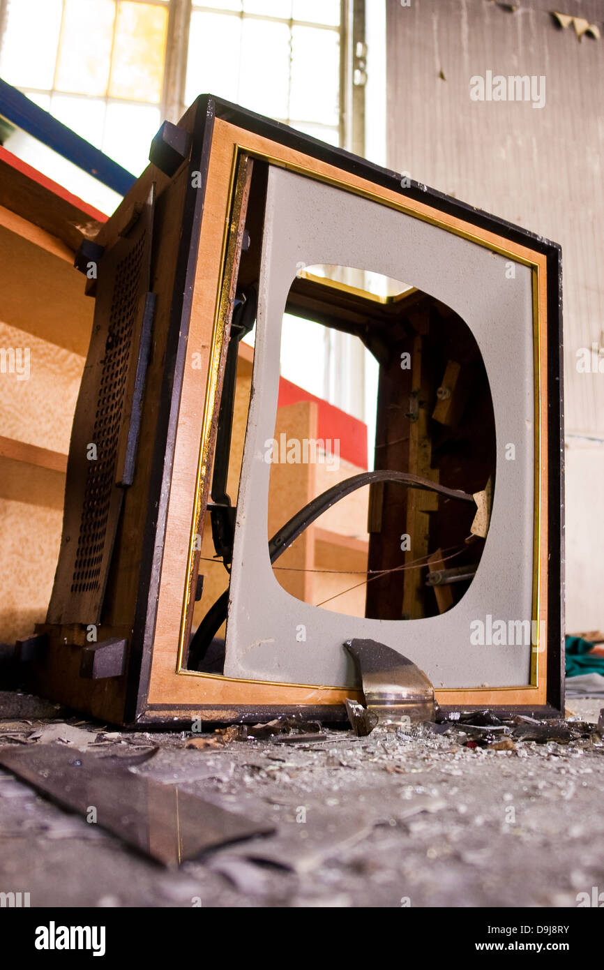 Decay destroys hi-res stock photography and images - Alamy